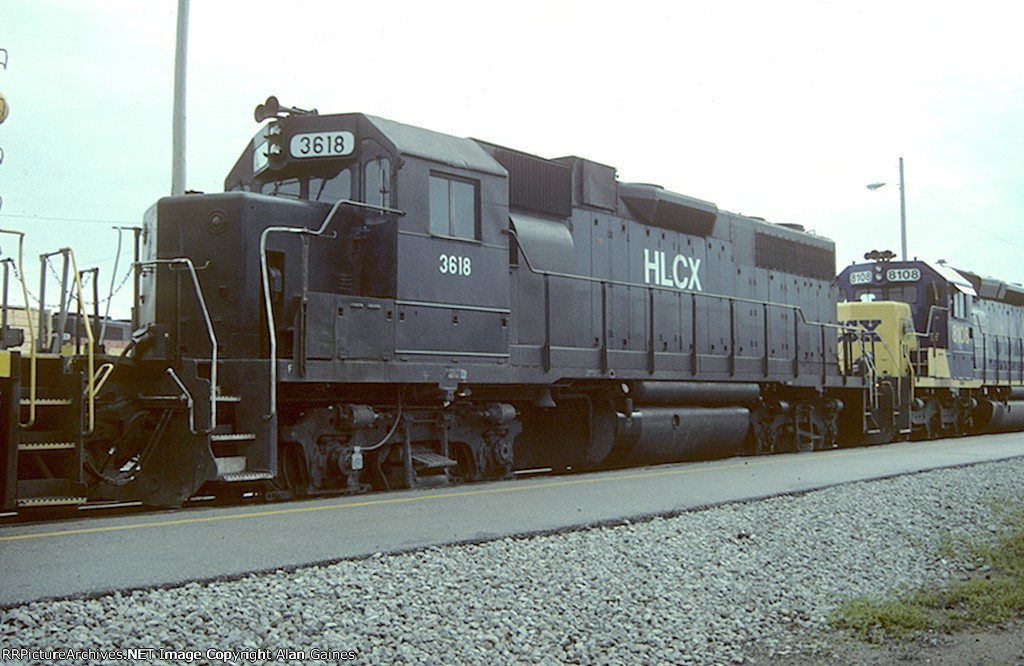 HLCX GP38 3618